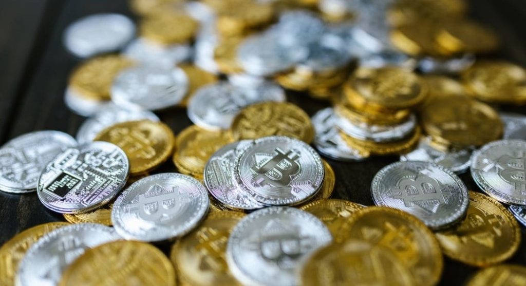 30 mejores formas de ganar dinero por Internet en 2025 – Plerdy