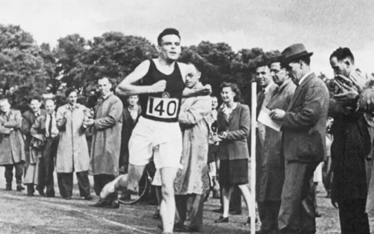 10+ Best Programmers in the World: Legends of All Time – Plerdy