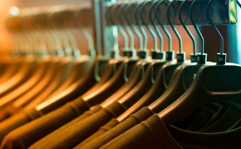10 Best Clothing Business Ideas for 2025 – Plerdy