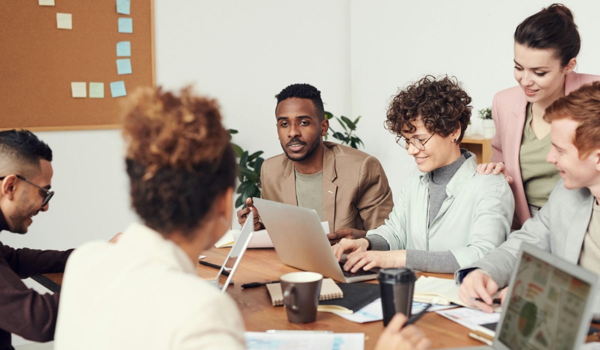 8 Best Examples of Intrapreneurship: How Employees Drive Innovation ...